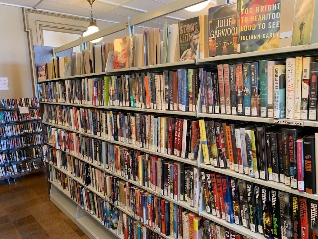 Book Sales - Milwaukee Public Library Foundation
